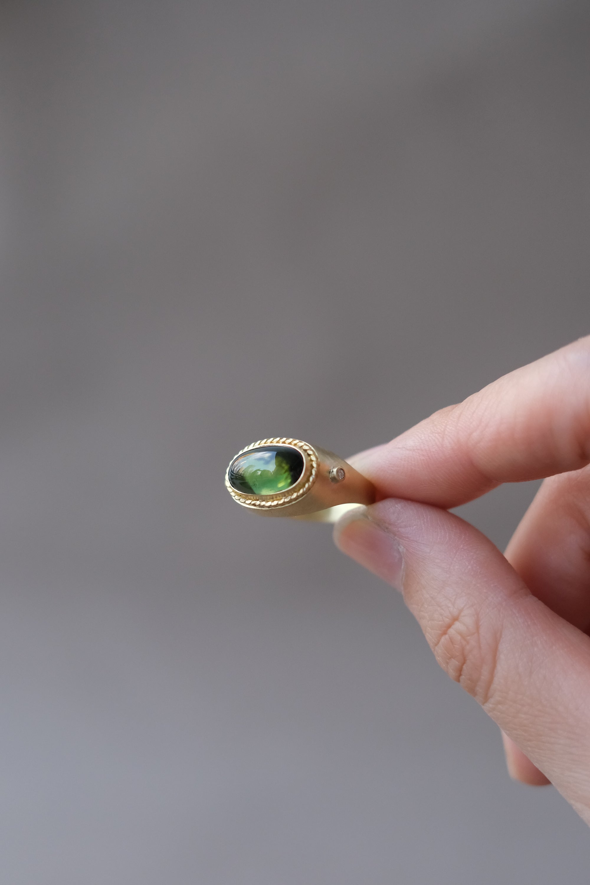 Renaissance Series Green Tourmaline Roman Ring – Belinda Chang Jewellery